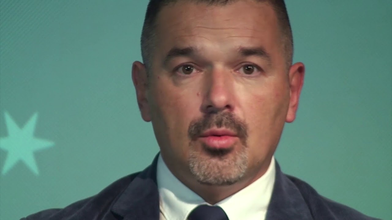 Velika adventska knjižara! Robert Mikac i Hrvoje Luketić: "Osnove ...