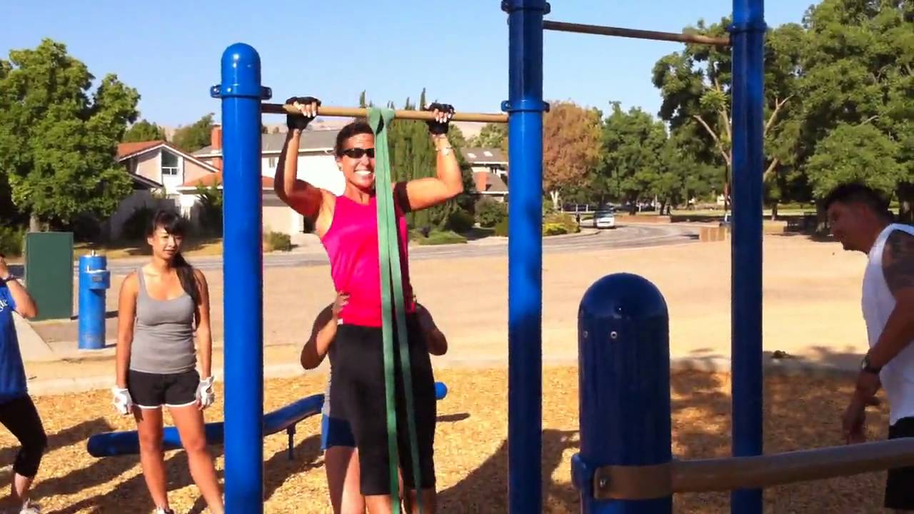 2 Person Pull ups - YouTube