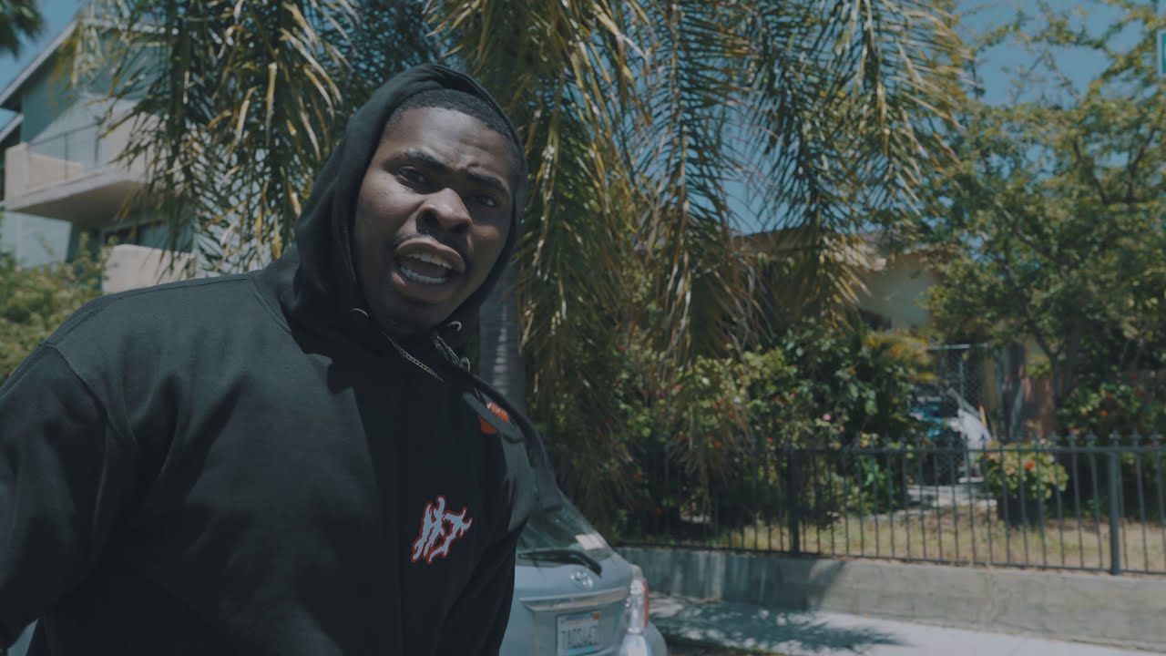 DW FLAME - FREESTYLE { FLAME FRIDAYS - EXCLUSIVE VIDEO } - YouTube