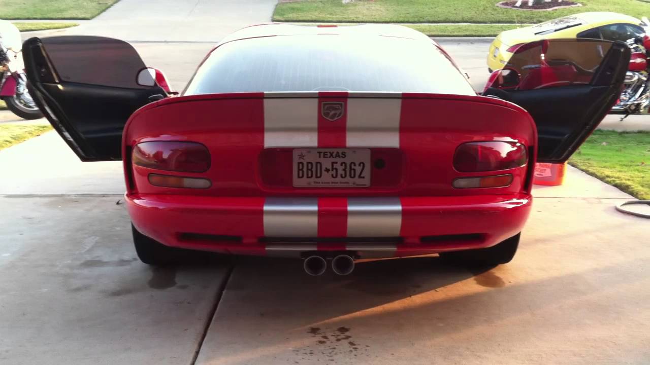 99 Viper GTS with Corsa exhaust. - YouTube