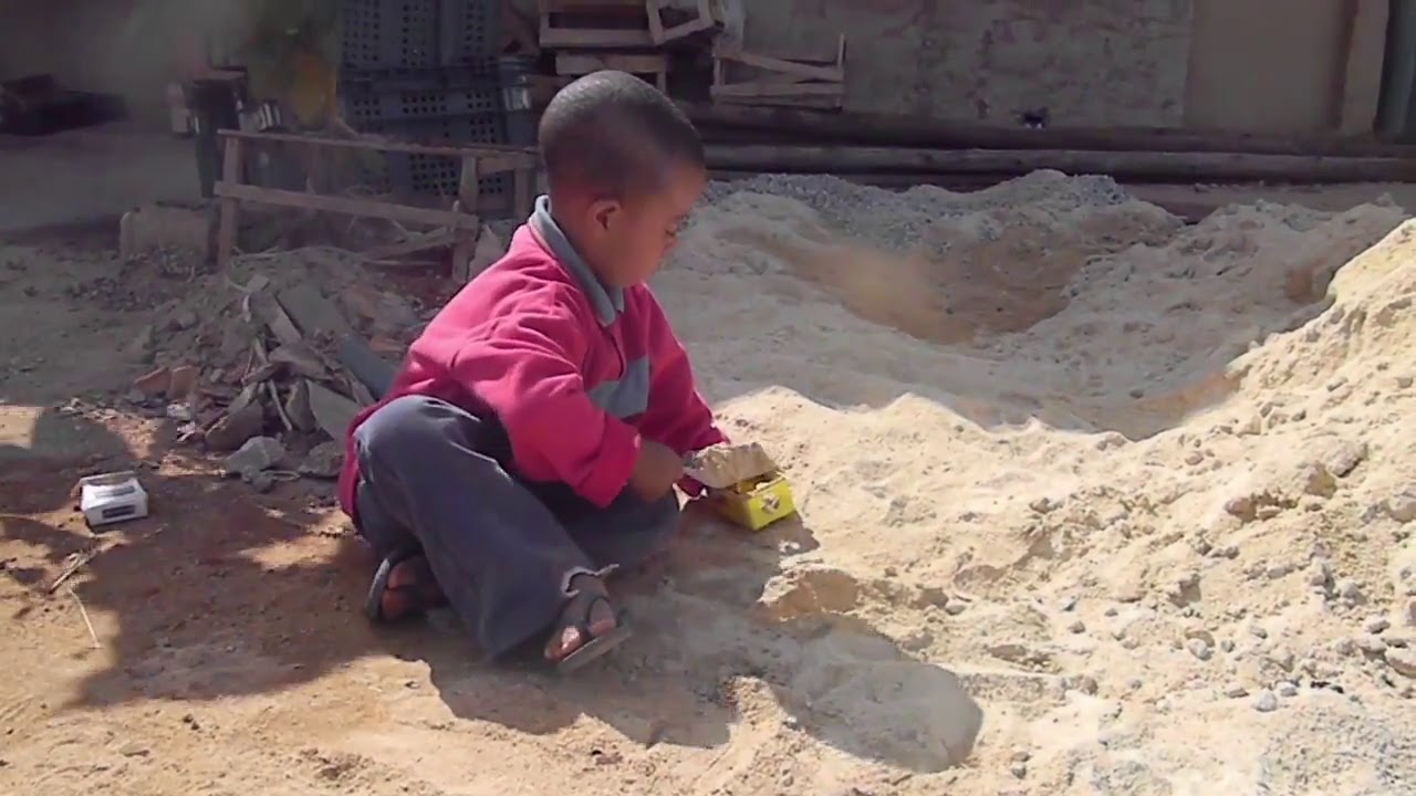 O cortiço, de Malu Ramos (The Tenement, 2016, 3') - YouTube