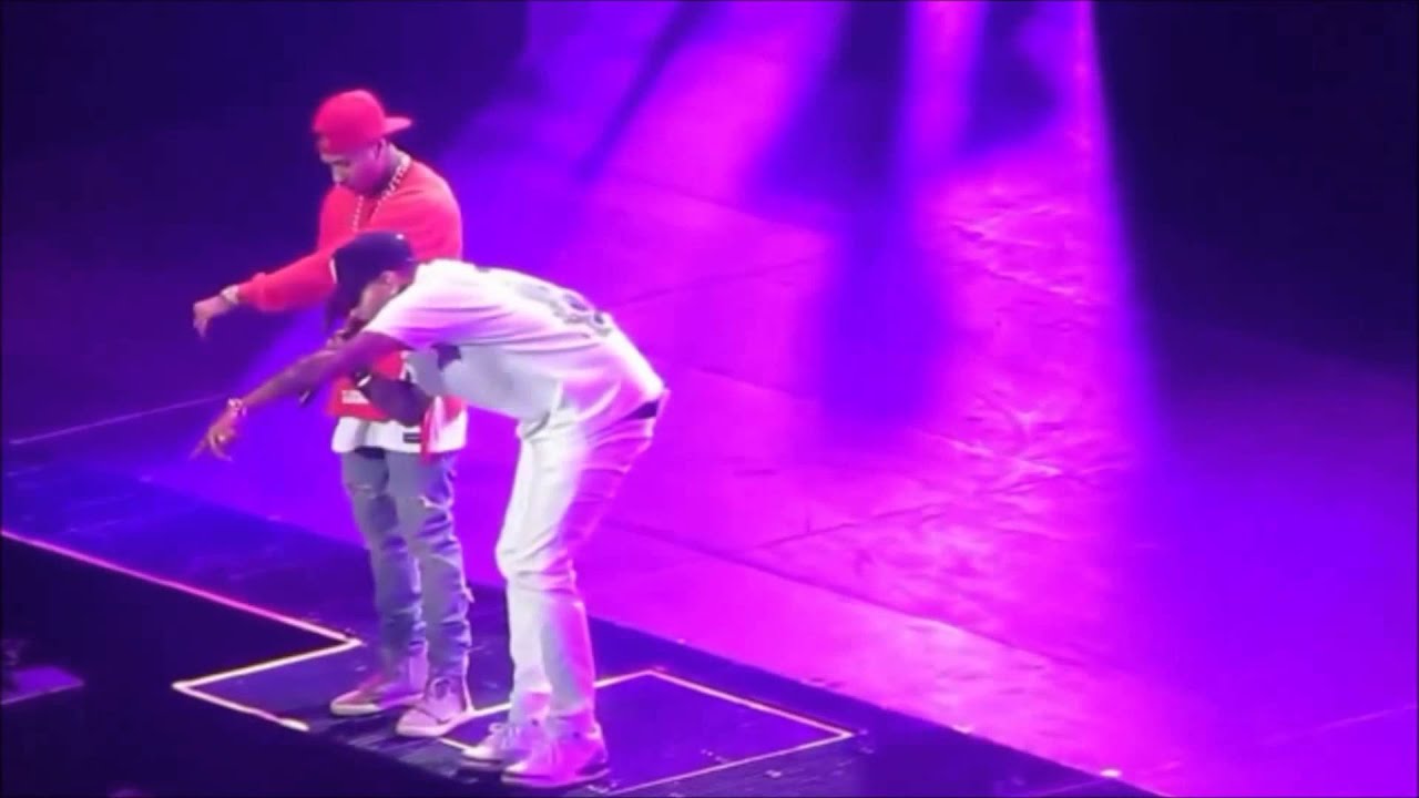 Chris Brown & Tyga - Ayo (LIVE) 2015 - YouTube