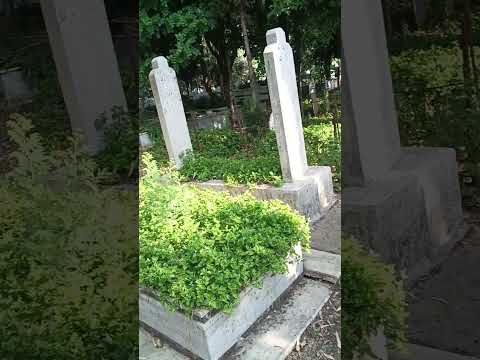 Kabir(mezarlık) de kısa nasihat.