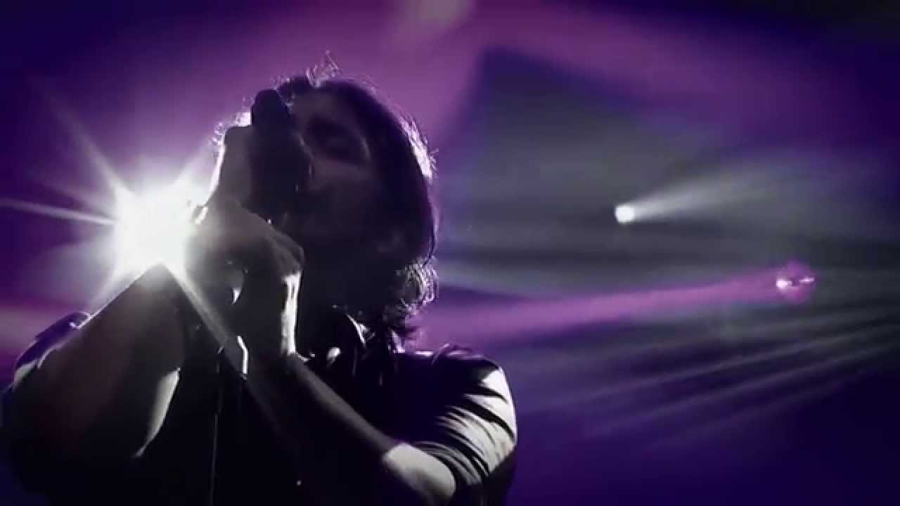 Waylon- Love me/ clubtour Heaven after Midnight @Zwolle - YouTube