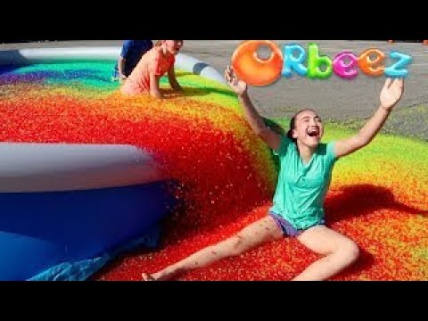 ORBEEZ SPLASH BASH POOL PARTY CHALLENGE! Toys AndMe - YouTube