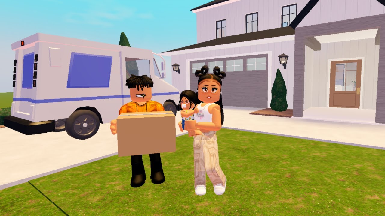Moving into our NEW HOUSE on// Roblox Berry Avenue - YouTube