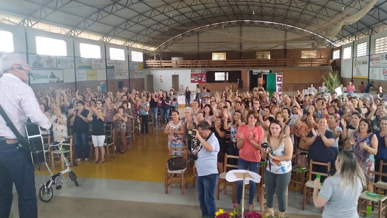 Está no trabalho, está no abraço - Palestra para Mulheres (prof. Ainor ...