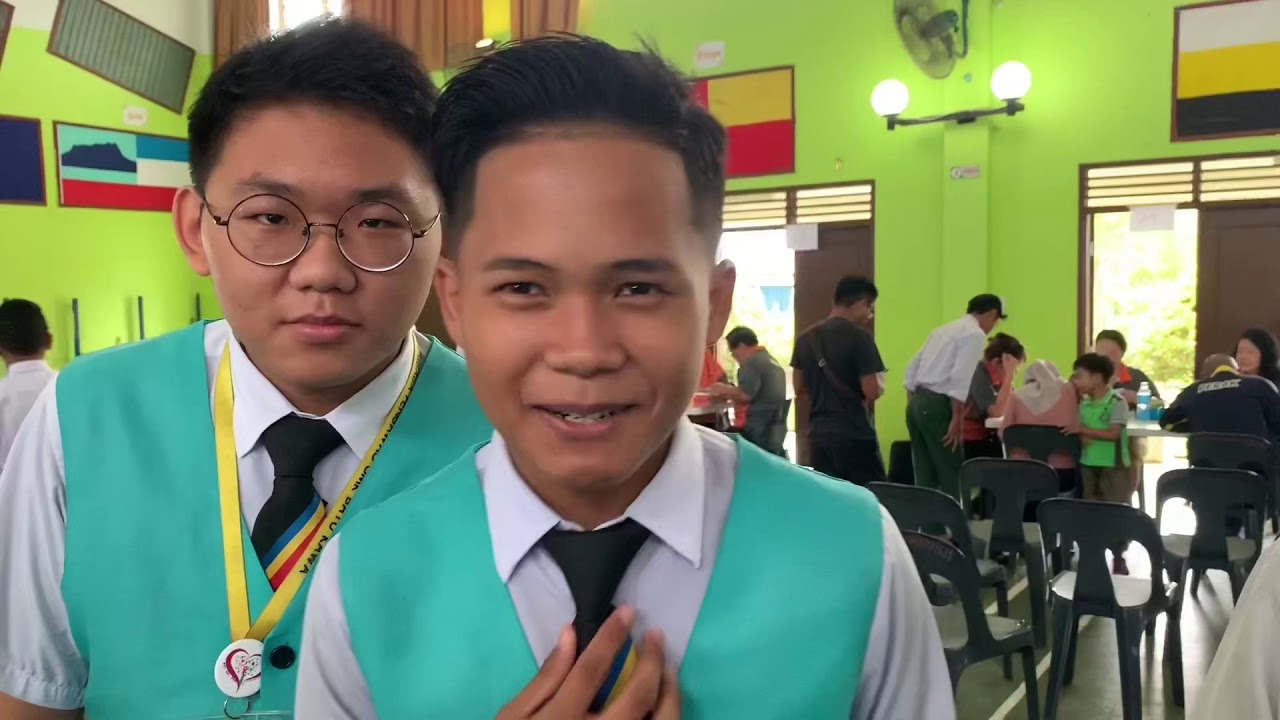 Hujung tahun di SMK Batu Kawa - YouTube