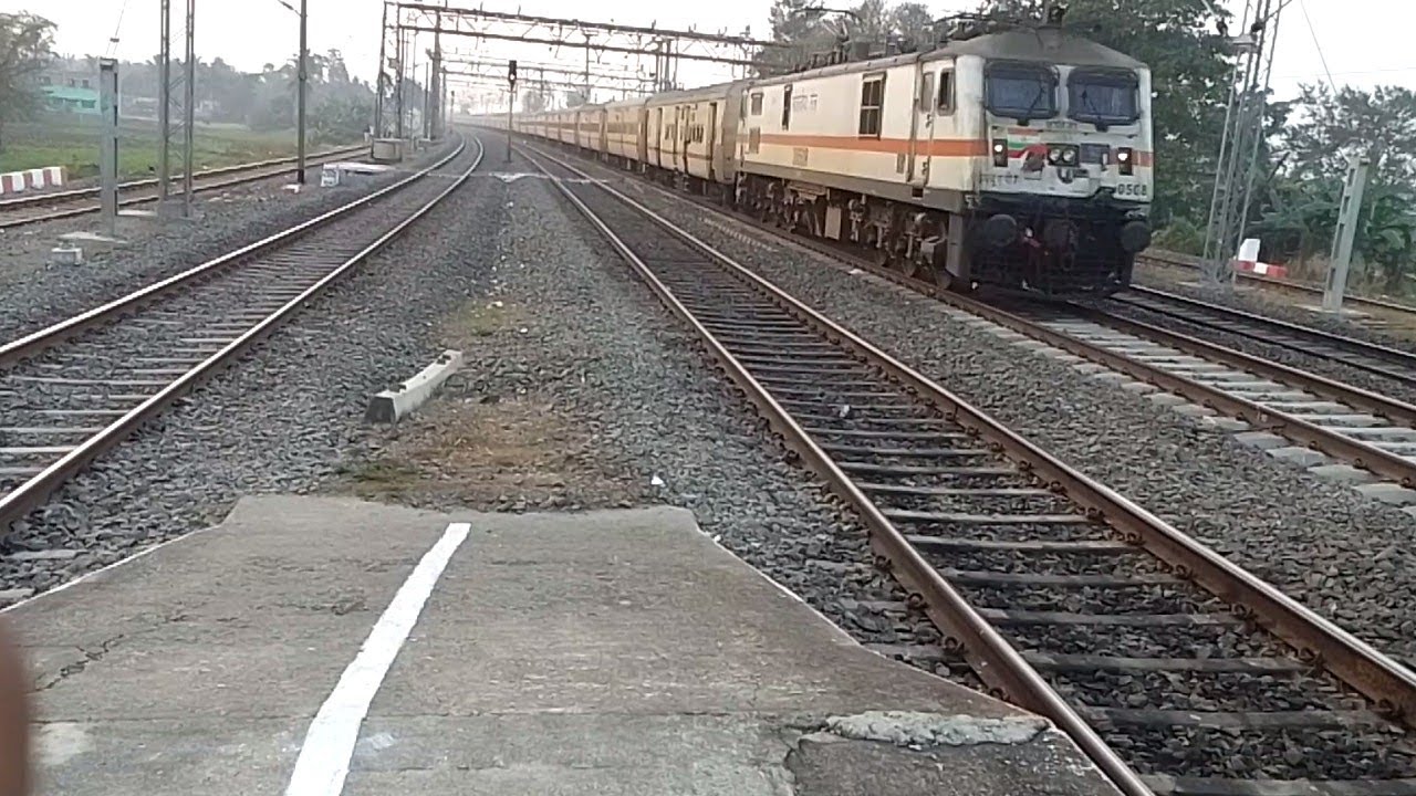 10 Hours Late Running Kalka Howrah Netaji Express - YouTube