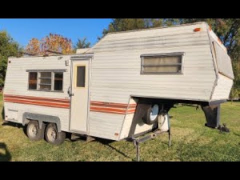 1978 Road Runner 5th Wheel - YouTube