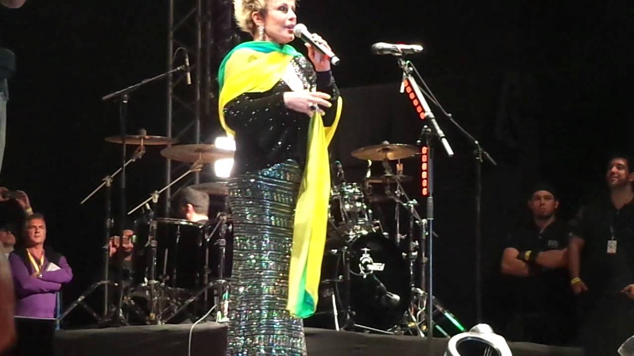 Ana Maria Braga Brazilian Day Portugal2012 - YouTube