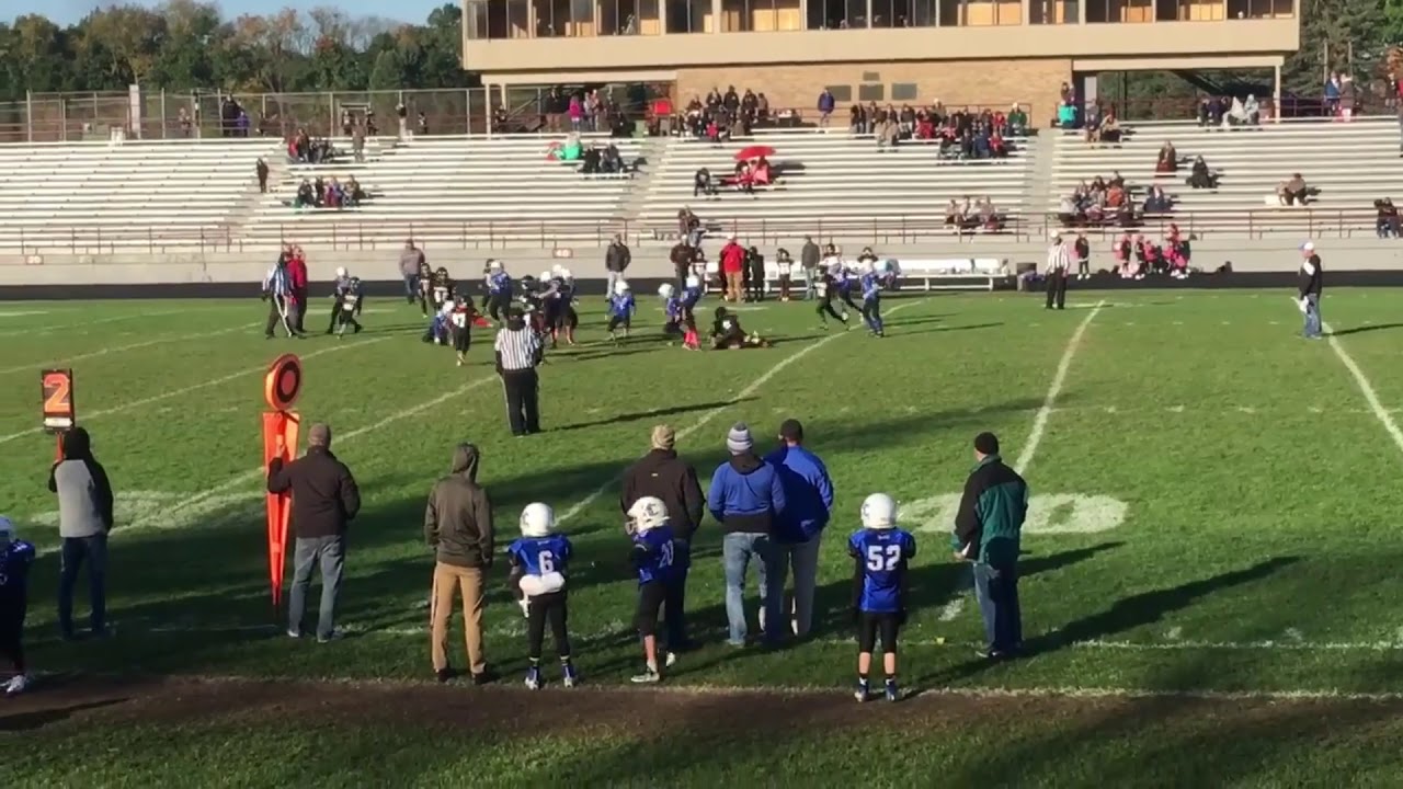 Gavin Football highlights! 9 years old and really fast! - YouTube