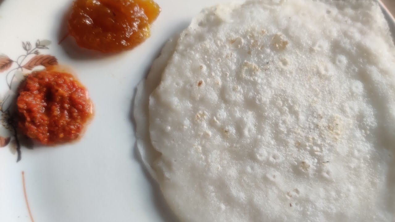 Rice ki aata sa pitha. Chawal ki aata ka ruti recipe.kase banate ha ...