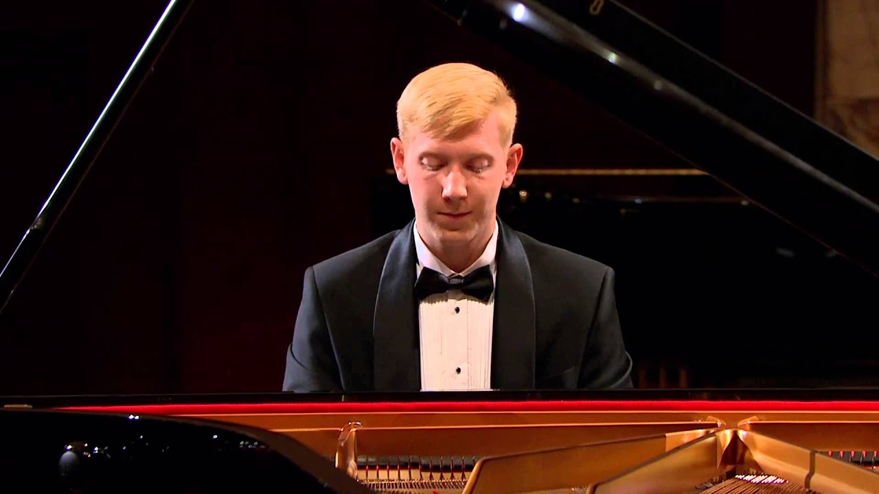 Piotr Nowak – Fantasy in F minor Op. 49 (second stage) - YouTube