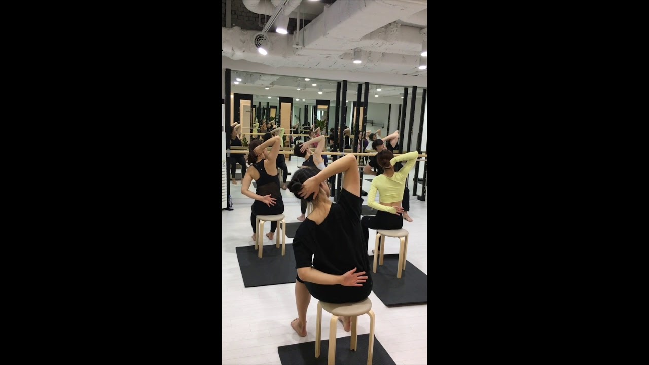 GARUDA Chair - YouTube