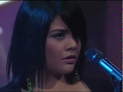 Yuridia - Angel (Animal Nocturno 2006) - YouTube