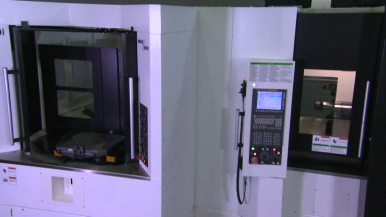 AVEREX . High-speed Horizontal Machining Center - YouTube