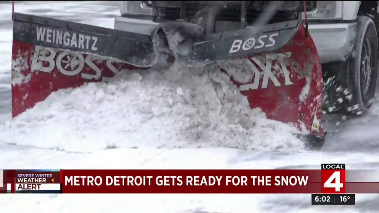 Metro Detroit prepare for snowfall - YouTube