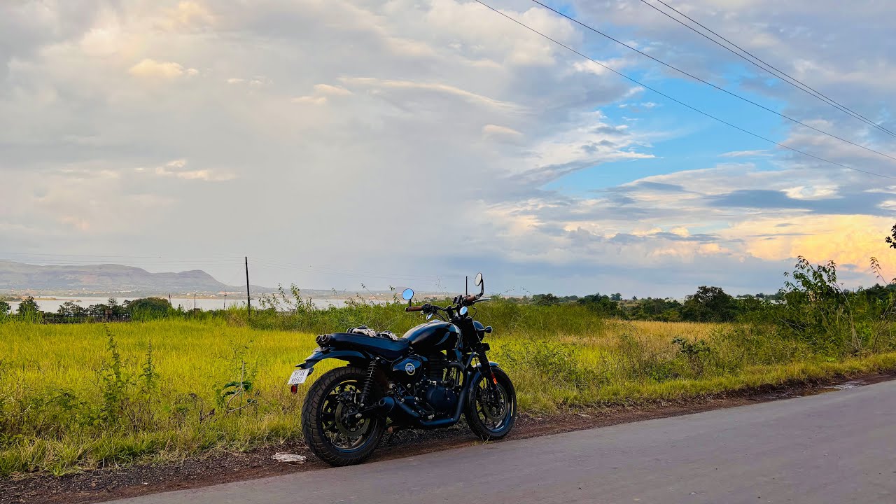 Riding into the sunset 🌇 Cinematic ride on Royal Enfield Hunter 350 ...