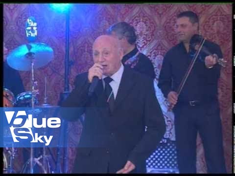 Ismet Peja - Sharkia me 12 tela - LIVE - YouTube