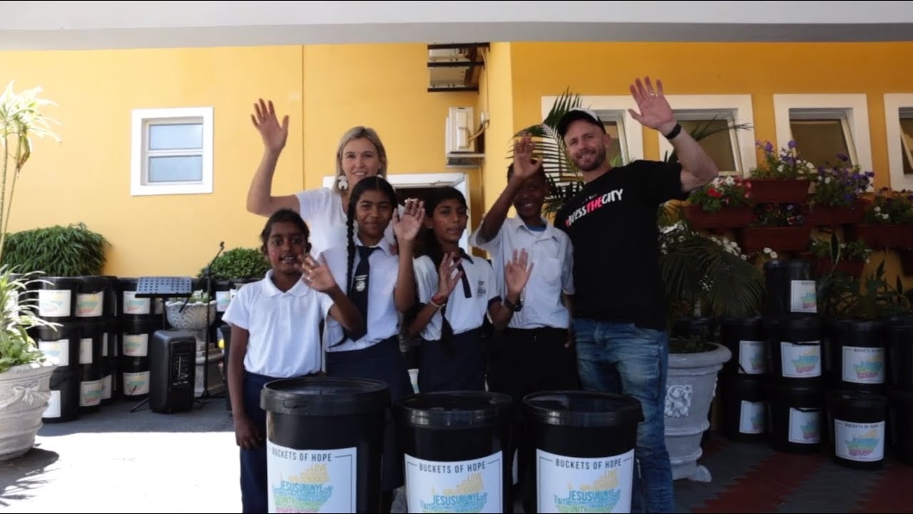 Thanksgiving with Buckets Of Hope - YouTube