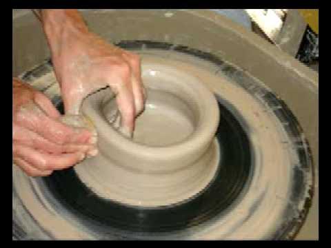 Throwing a pot on Potters wheel step by step tutorial - Lakeside ...