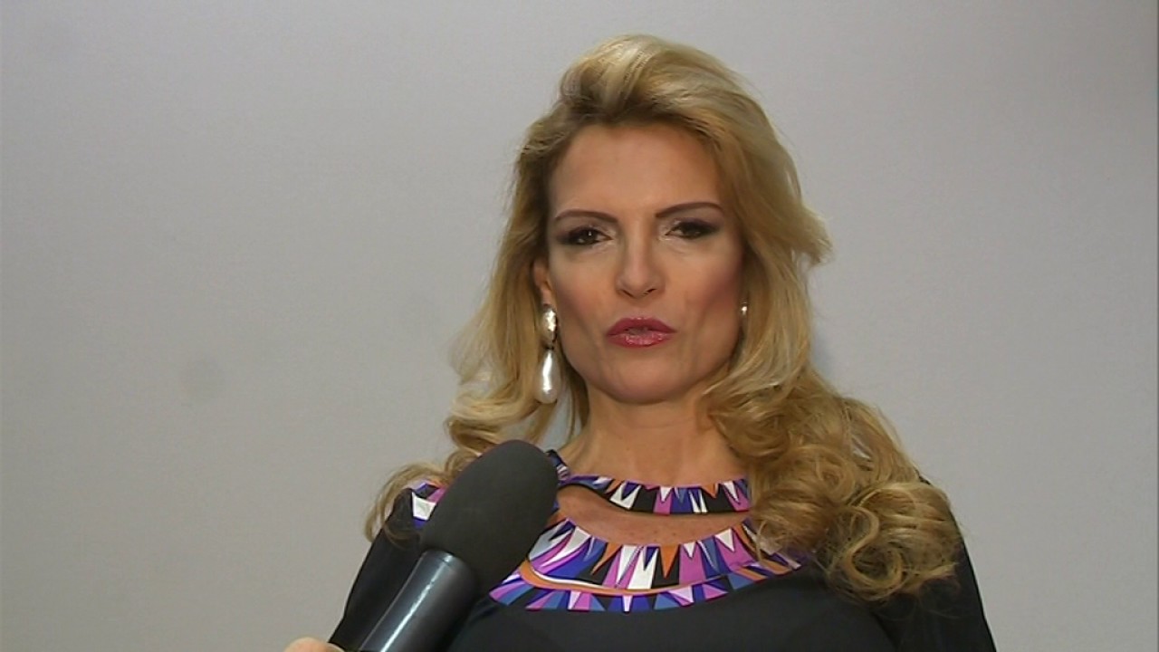 Notaio Giorgia Manzini - Intervista a Telereggio 31.03.17 - YouTube