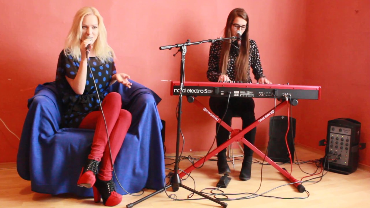 Lilly&Moni - YouTube