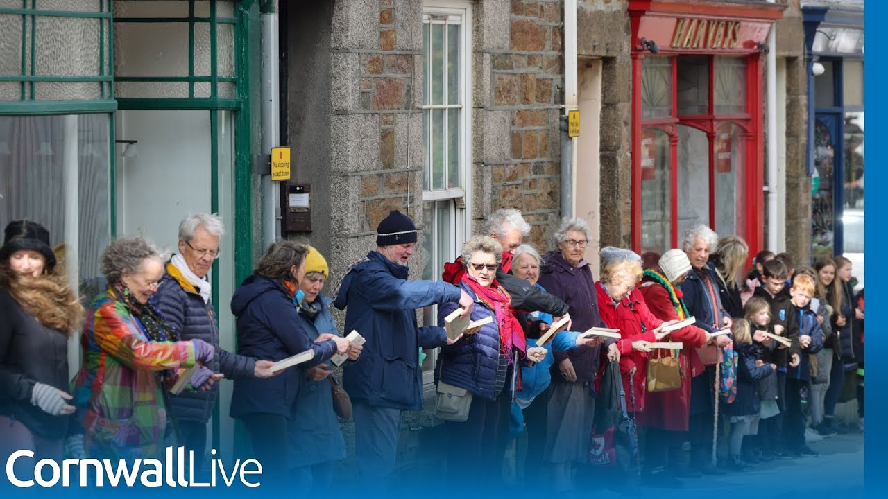 Human chain marks Philanthropist John Passmore Edwards' 200th birthday ...