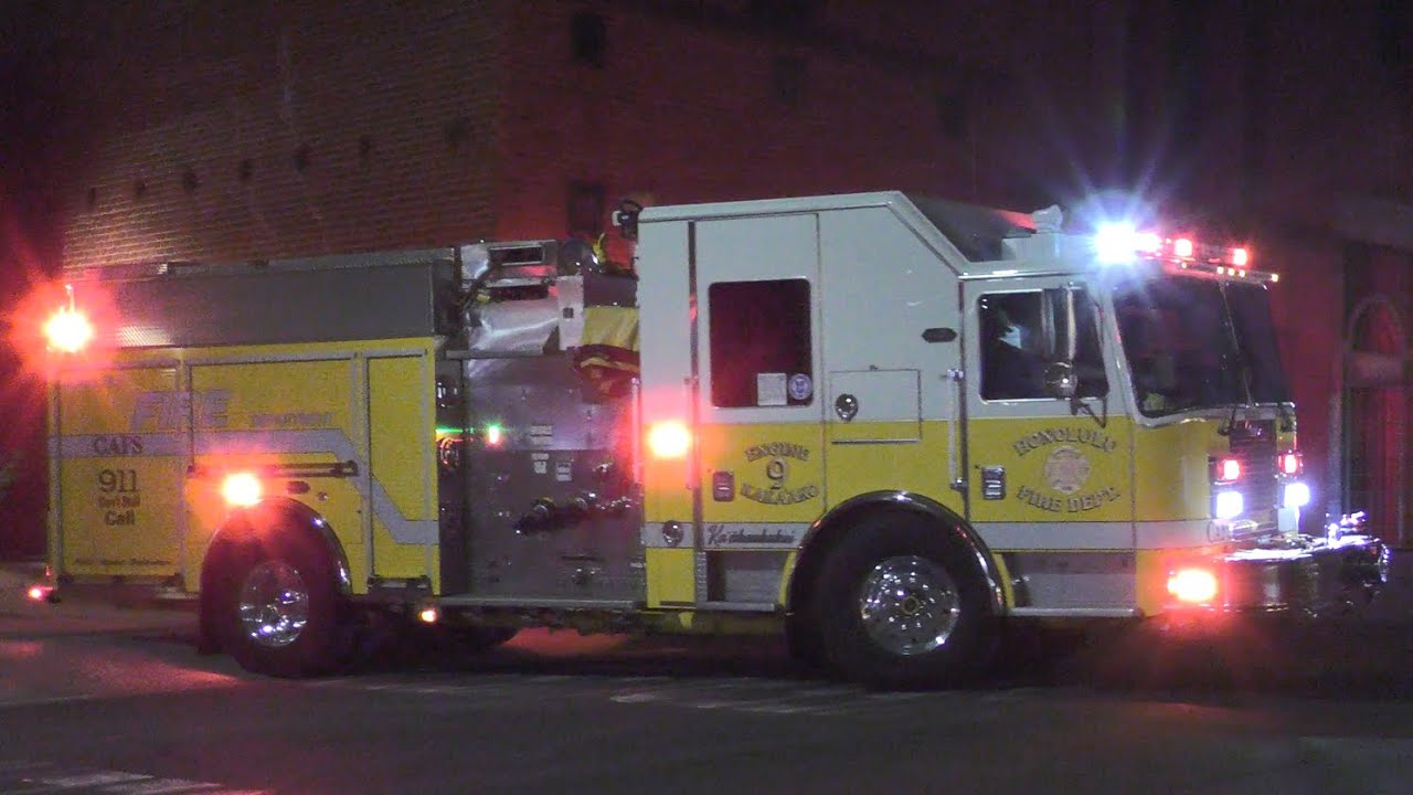 Honolulu Fire Dept. Engine 9 Responding - YouTube