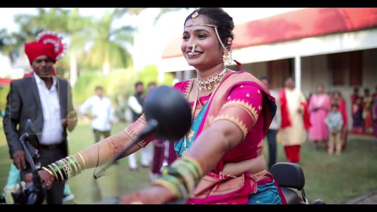 Bride taking entry on bullet wearing saree in her wedding I Studio ...