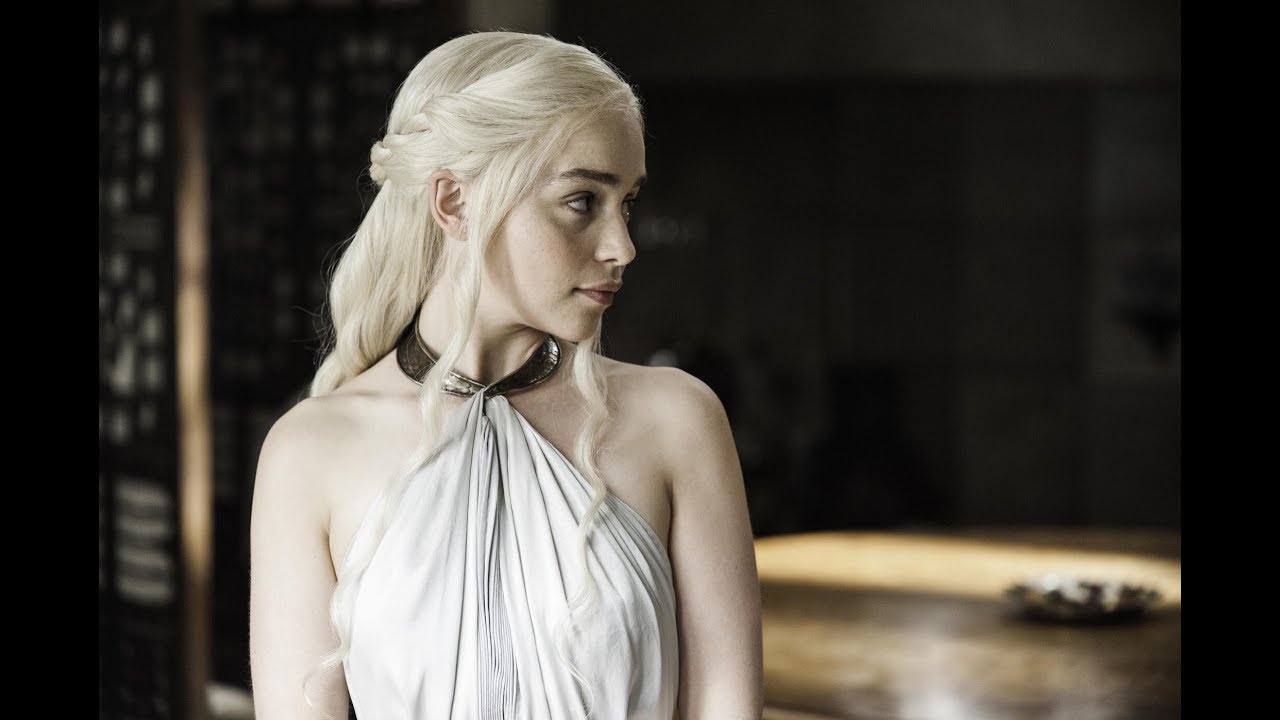 Game of thrones Daenerys first scene.... - YouTube