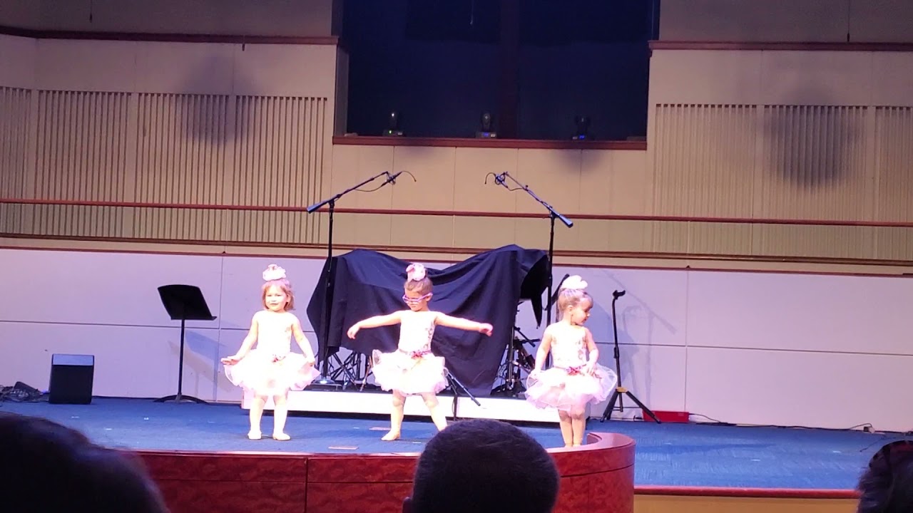 Eleanor Ballet Recital - YouTube