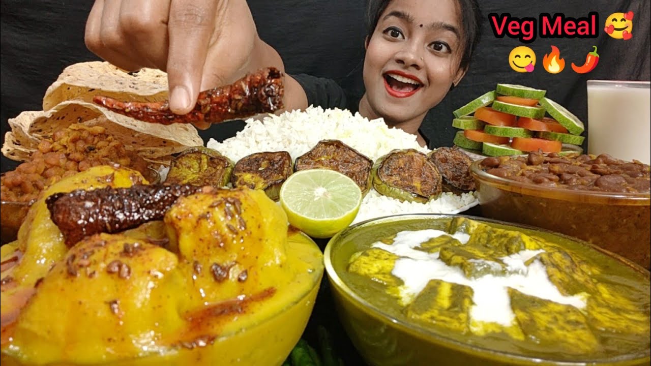 VEG MEAL😋 PALAK PANEER, PAKODA KADHI, RAJMA CHAWAL,BEGUN BHAJA,LASSI ...