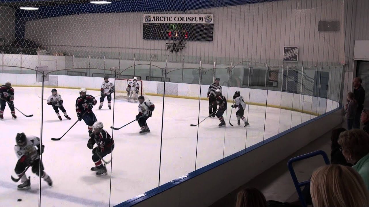 Glenview Stars Bantam breakaway Best Girl Hockey Goalie Save - YouTube