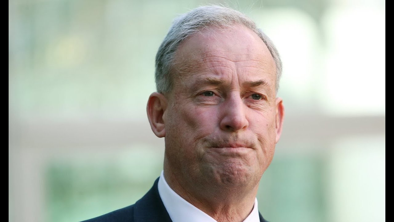 ‘Fiery Senate' pass censure motion against Aged Care Minister - YouTube