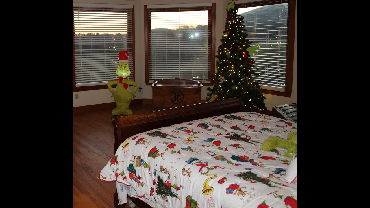 Grinch Bedroom - Christmas Decor - YouTube