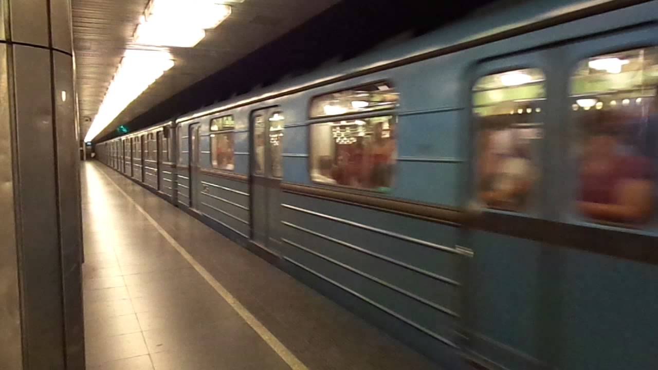 Budapest Metro M3 - Ev3 indul a Deák térről - YouTube