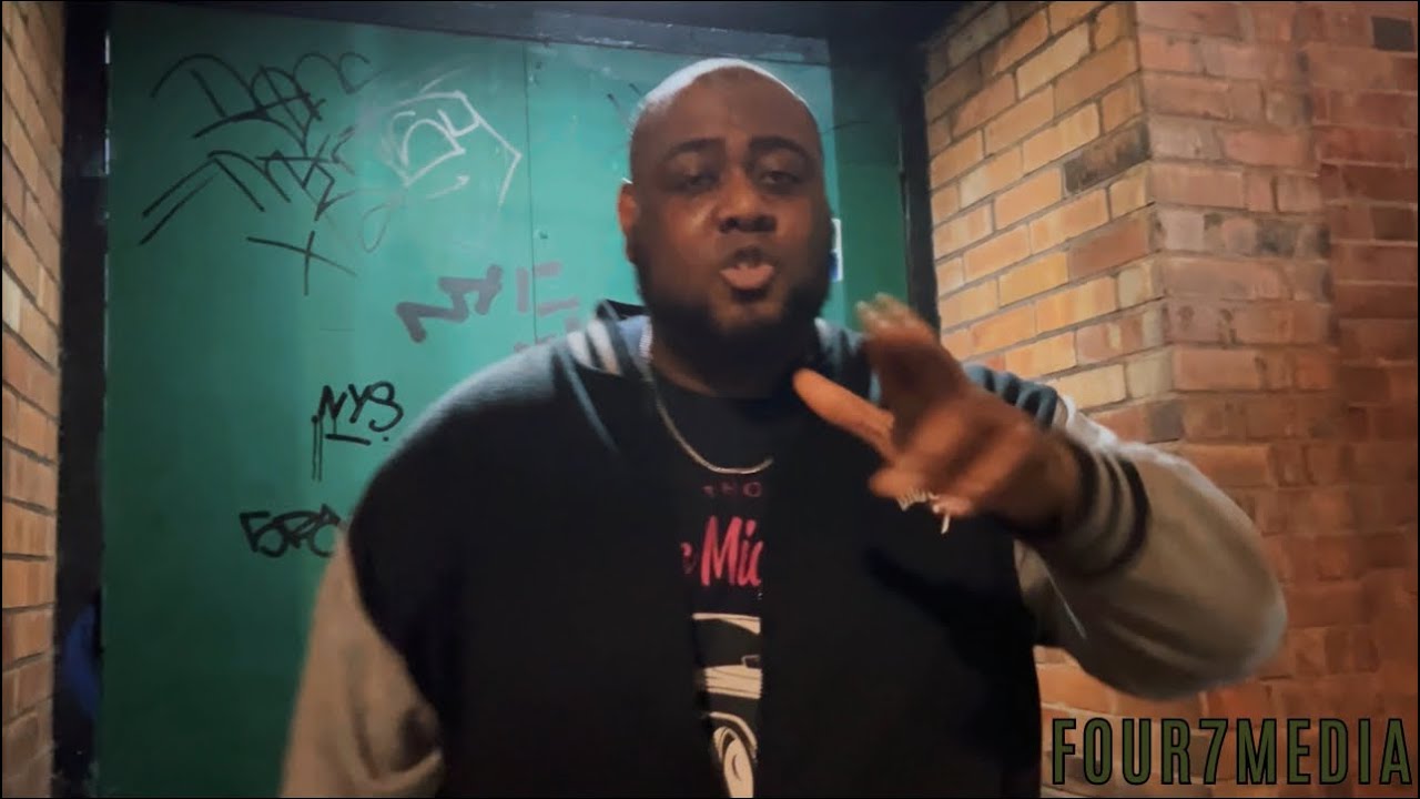 Rage x Warz x AfroDon - #LiveBuzz Cypher - YouTube