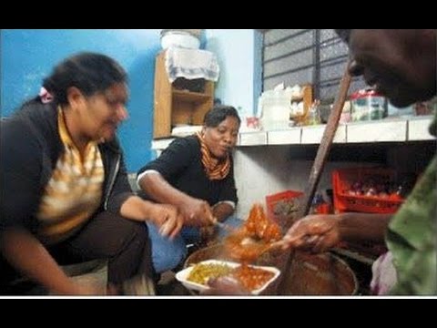 En Peru Comen Perros - Gastronomía Peruana - YouTube