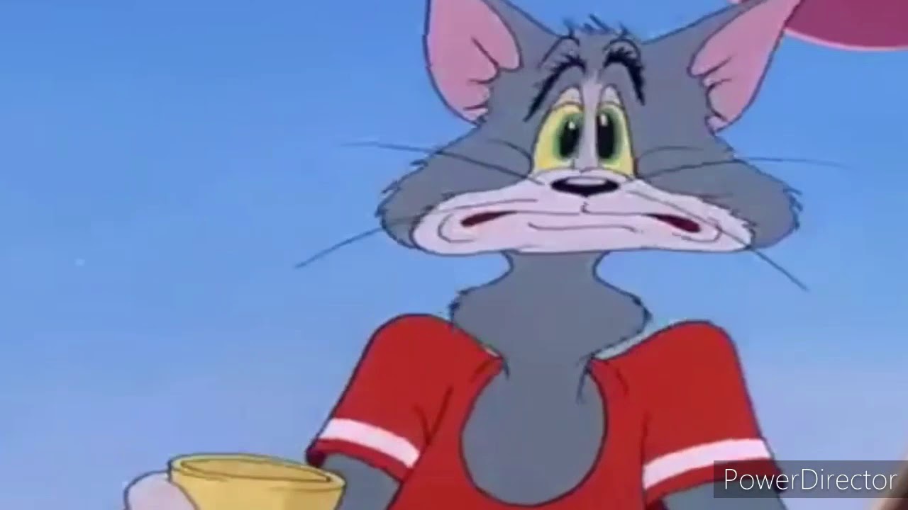 tom drinking sand :) - YouTube