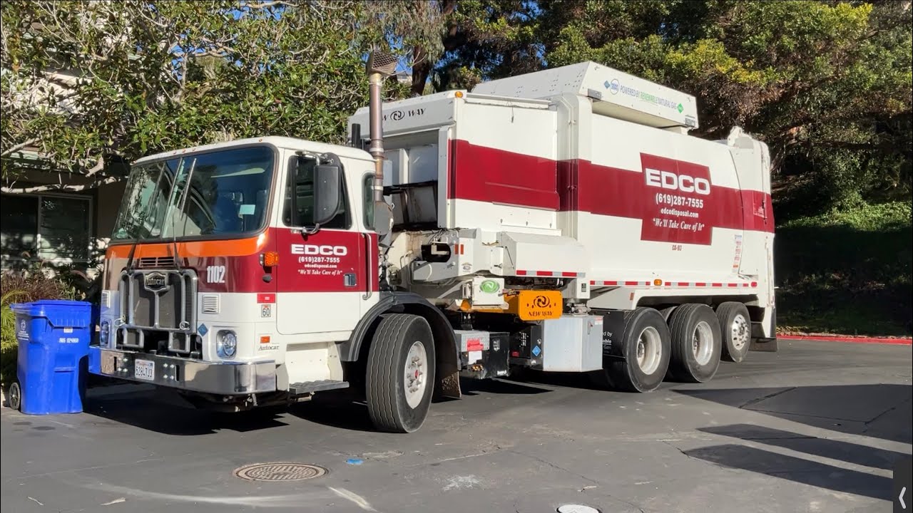 Edco Disposal, 1102 auto car sidewinder on sunny morning recycle route ...