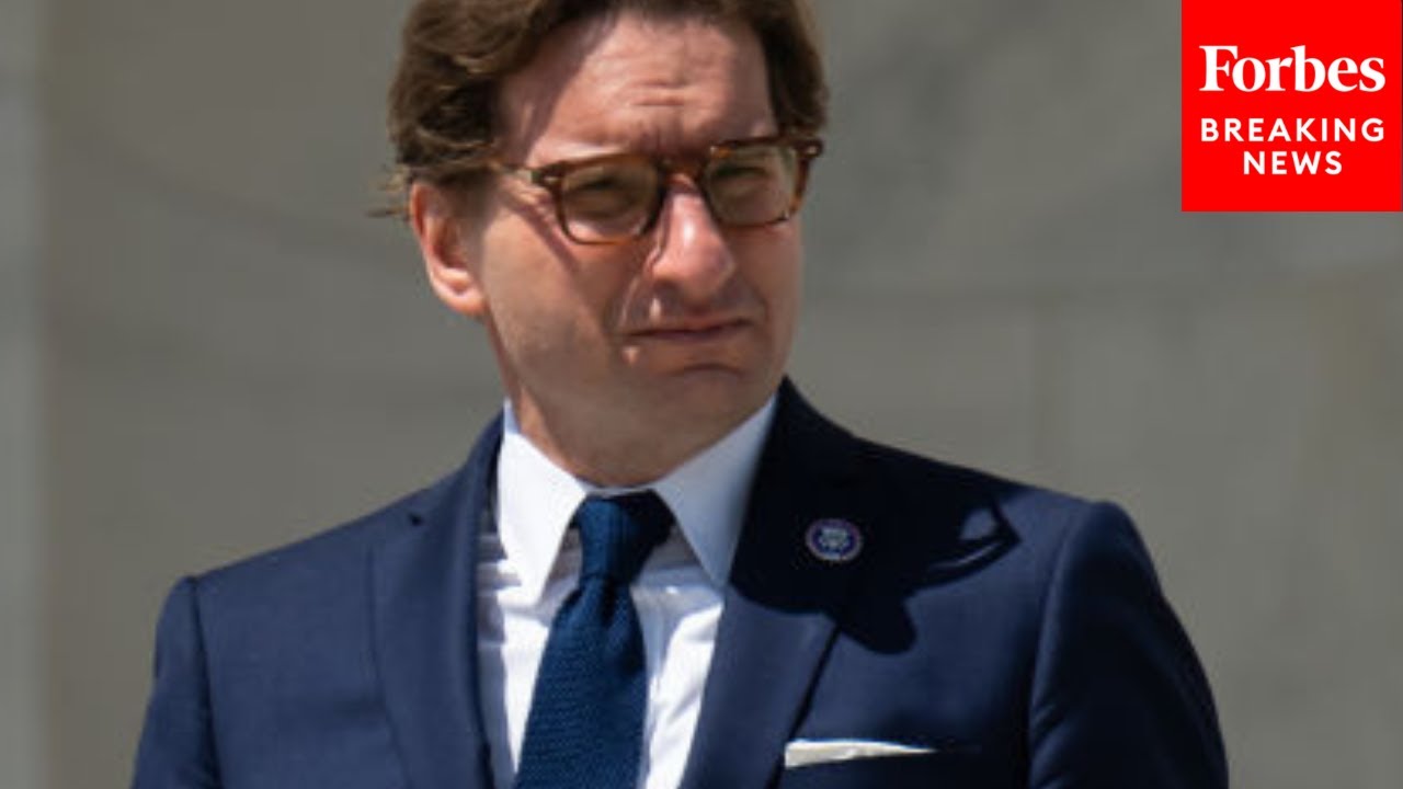 'A Darn Good Job': Dean Phillips Praises COVID Relief Effort, Urges ...