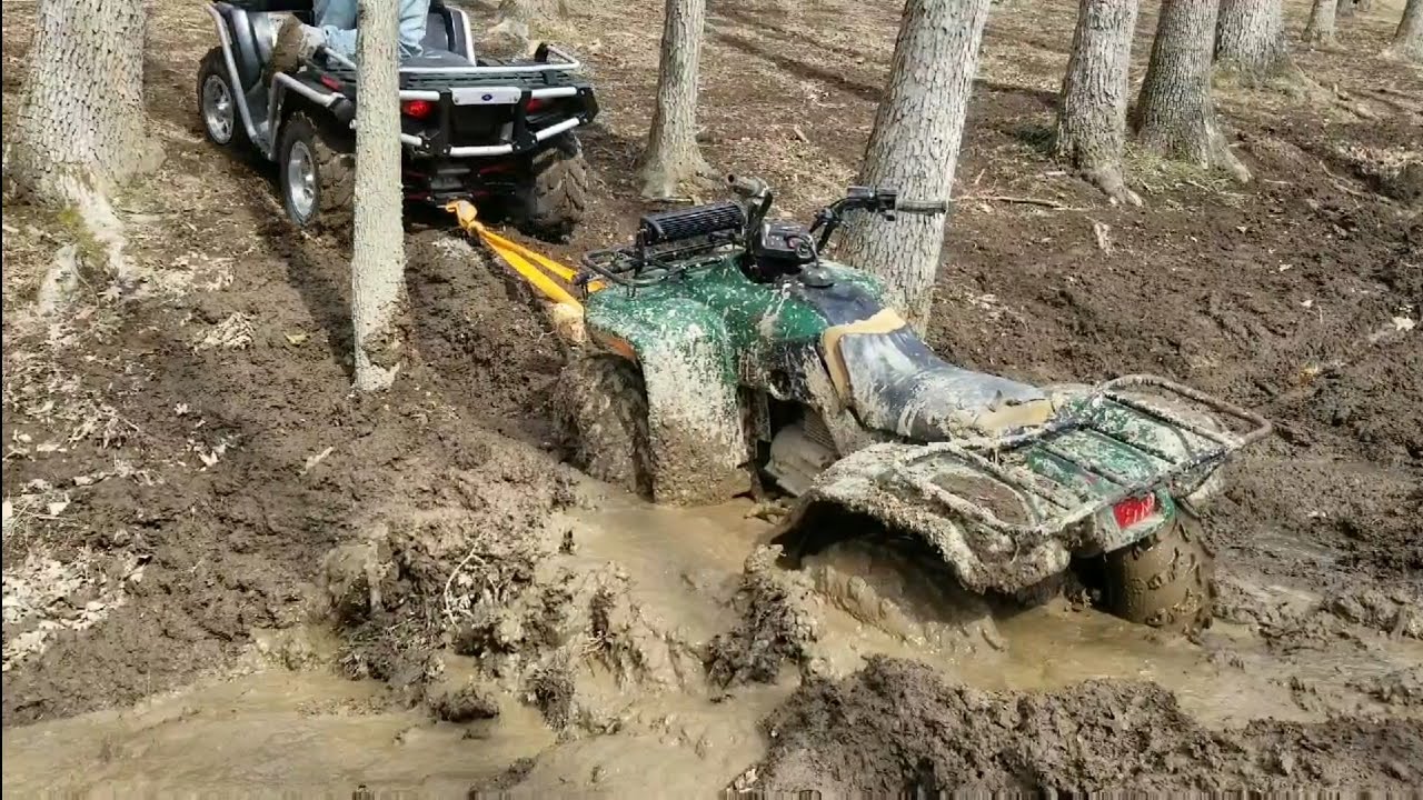 Lifted Recon Gets So Stuck It Needs Pulled Out By A Polaris That Has To ...