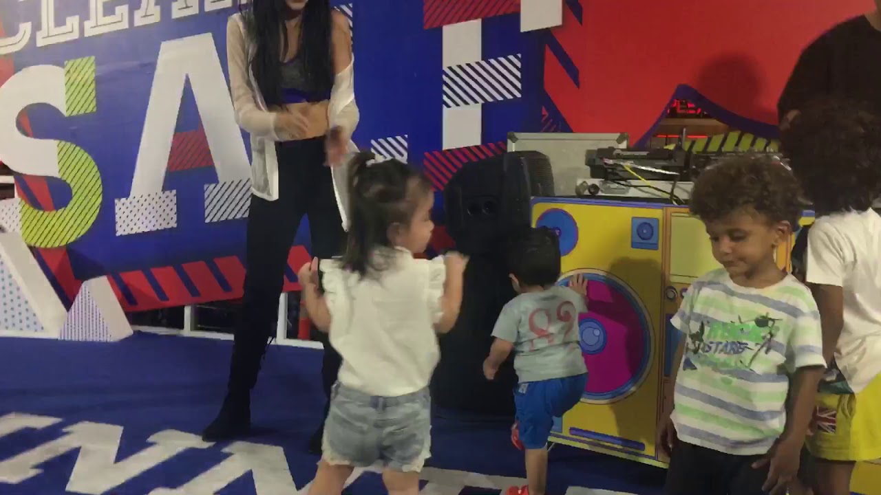 Bb dance bangkok Thailand - YouTube