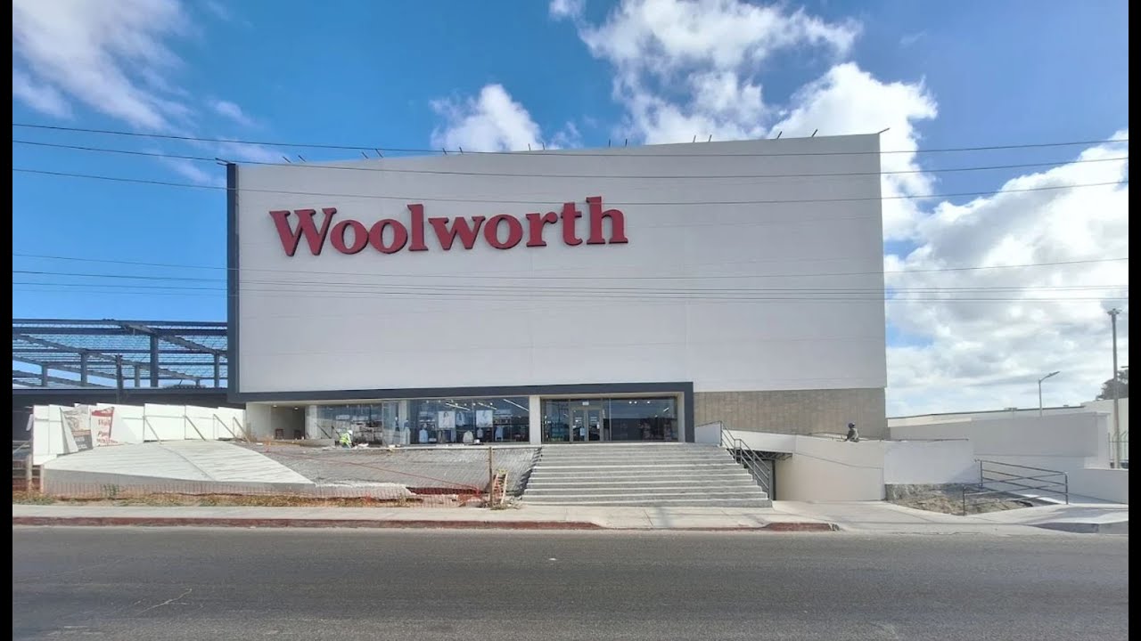 Shopping at Woolworth Cabo San Lucas | Clothes & School Supplies in ...