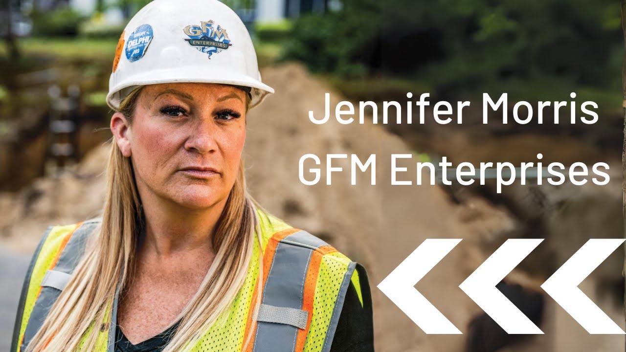 Breaking Out Women in Construction John Deere - YouTube