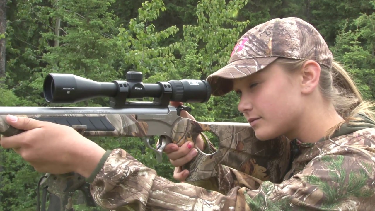 Grace Camo and Lace BC bear hunt - YouTube