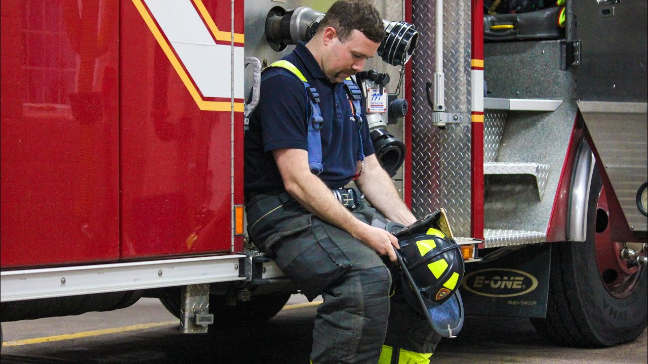 “Landslide” Cover by Fleetwood Mac-@evandanielmusic - YouTube