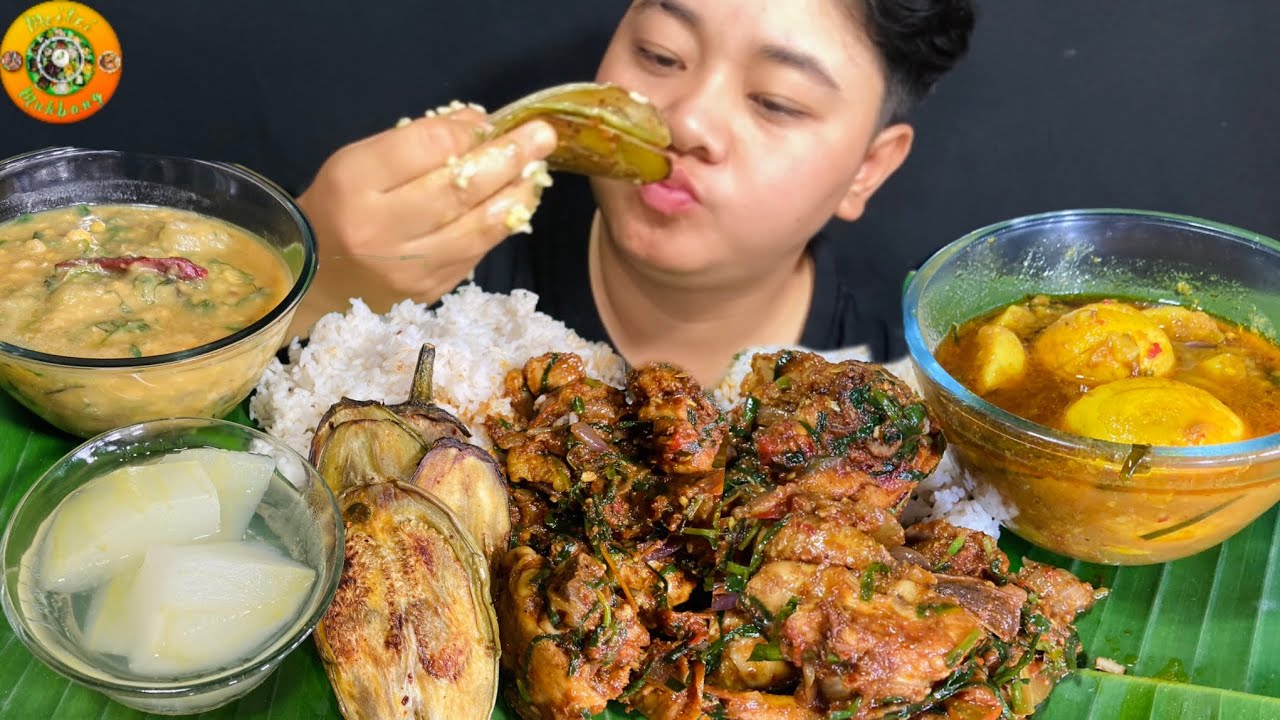 Torbot Ooti(Authentic Manipuri Dish)with khamen ataoba and Yen aNgouba ...